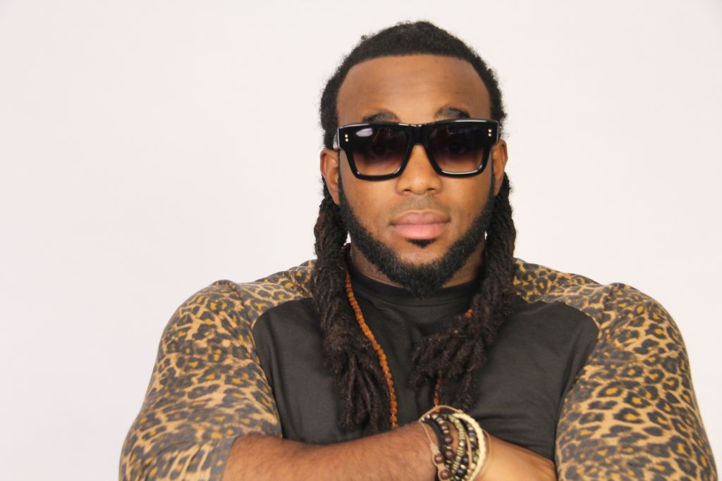 Headkrack Comes For Light-Skinned Dudes In His Flow & Go Freestyle!