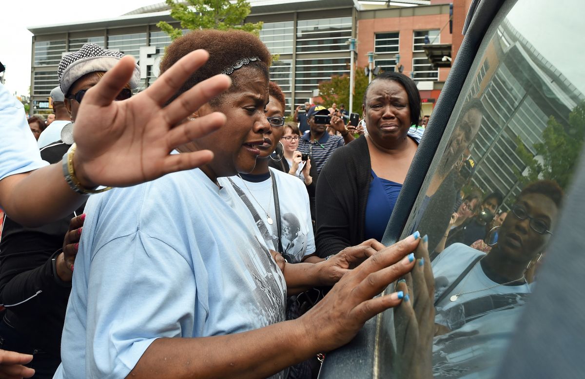 Striking Images From B.B. King’s Funeral [PHOTOS] - Hot 107.9 - Hot ...