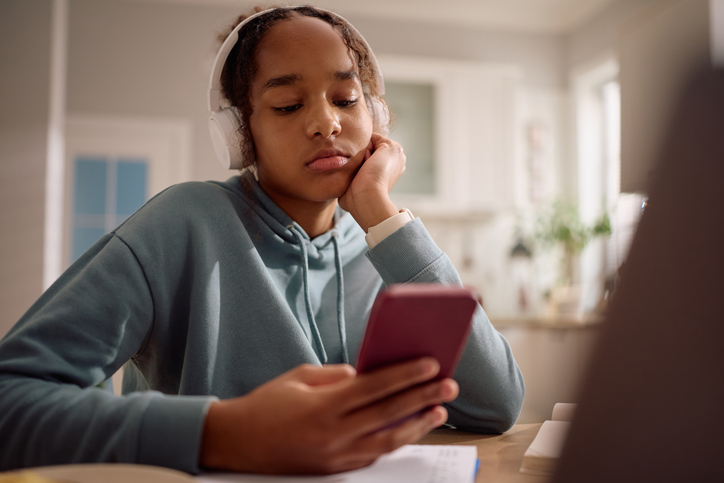 Teen Slang Parents Should Watch For | Techie Tuesday